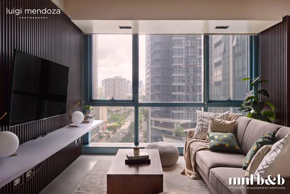 Luxury 2BR in Uptown Bgc, Free pool use
